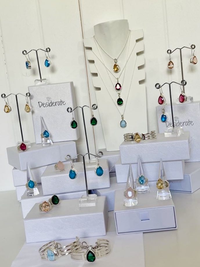 Mahtava Collection