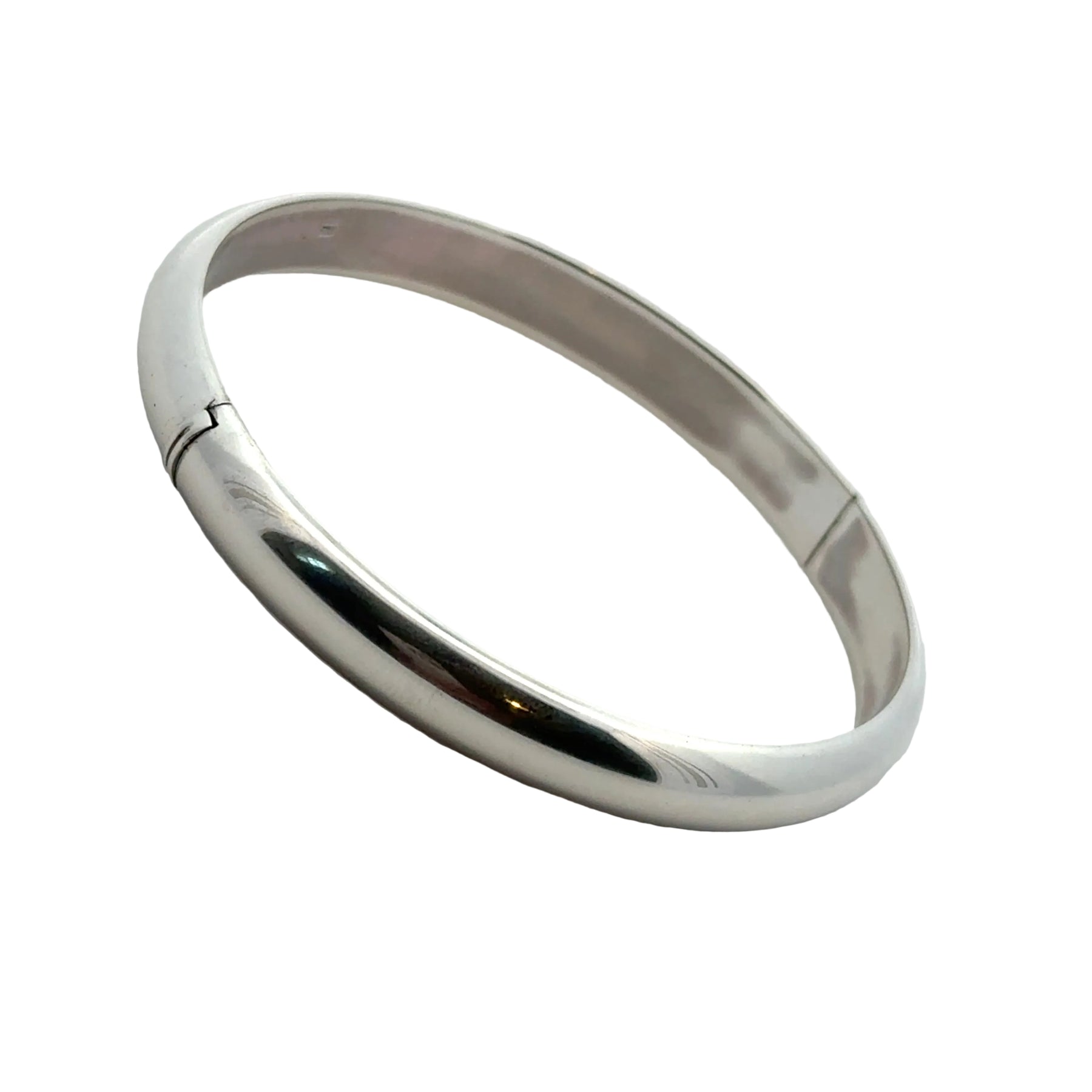 Classic Hinged Silver Bangle | Desiderate